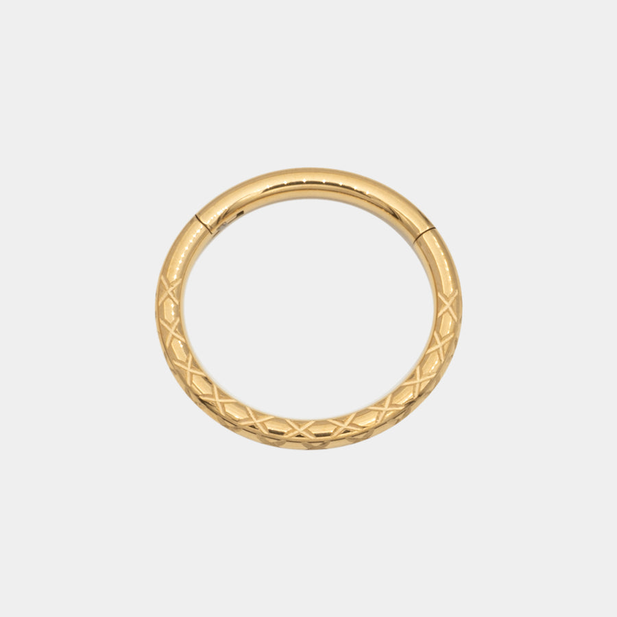 Piercing Septum : dolor, curación, joyas - Obsidian Piercing